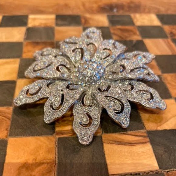 Jewelry | Crystal Flower Pin | Poshmark